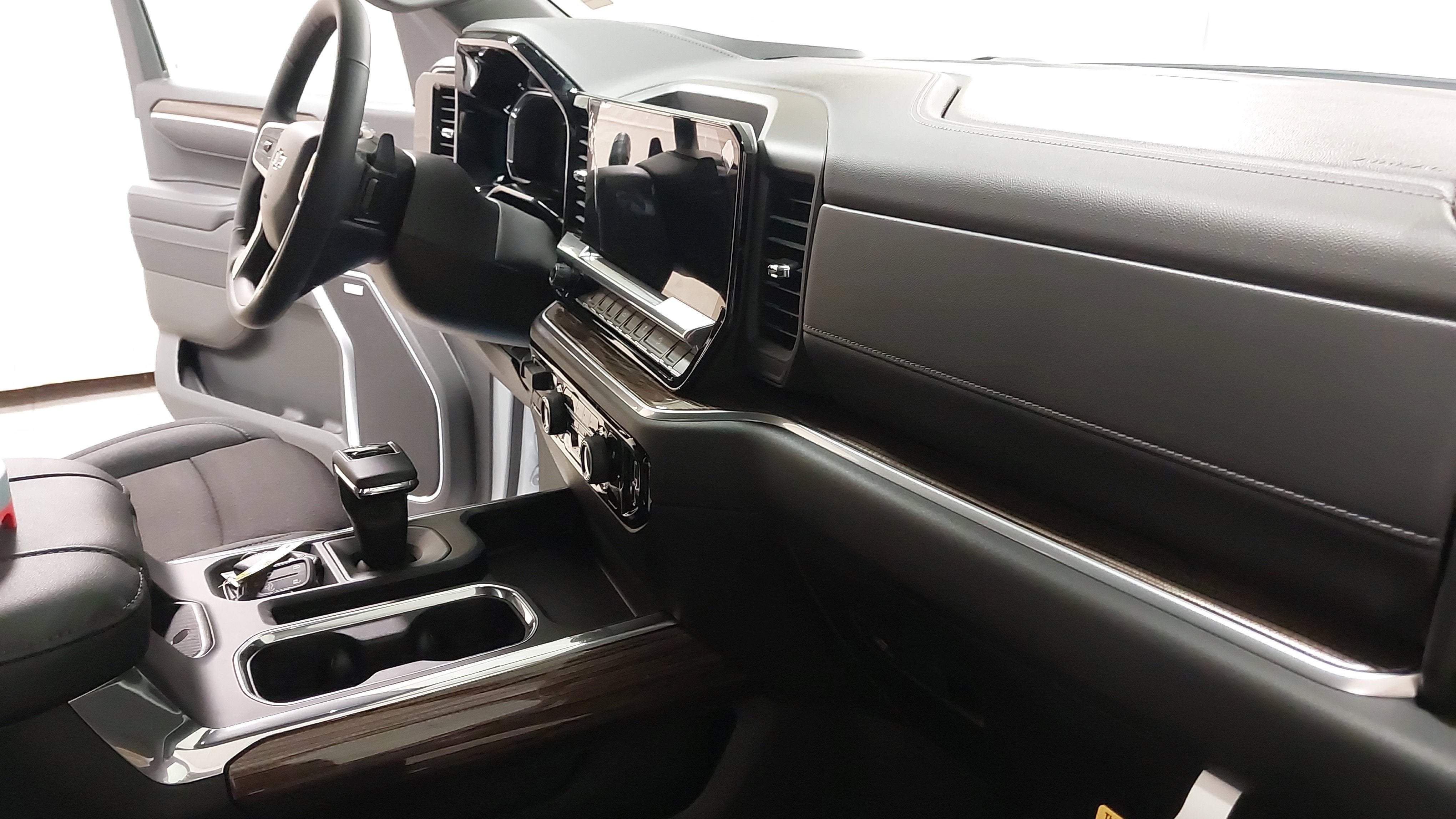 2026 Chevrolet Silverado 1500 RST Wentzville MO | Poage Chevrolet ...